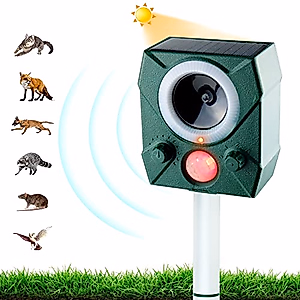 Ultrasonic Animal Repeller, Solar Powered Animal Repellent Outdoor Cat Repellent Dog Deterrent with Motion Sensor Waterproof Bird Repellent for Squirrels Rabbit Fox Raccoon,Yard Garden Farm