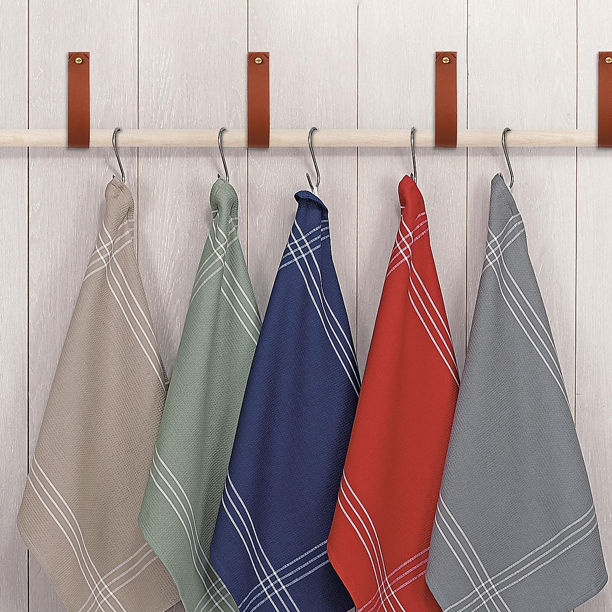 cobee 8 Pcs PU Leather Wall Hooks, 1 x 4.7 in Wall Hanging Straps Leather Curtain Rod Holder Wall Mounted Towel Hanger Loop for Bedroom Bathroom Kitchen(Brown)