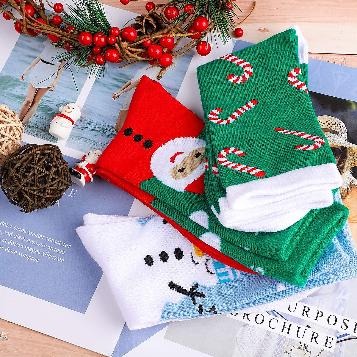 Cooraby 24 Pairs Women Christmas Socks Warm Cotton Crew Xmas Socks for Girls Women Christmas Gifts