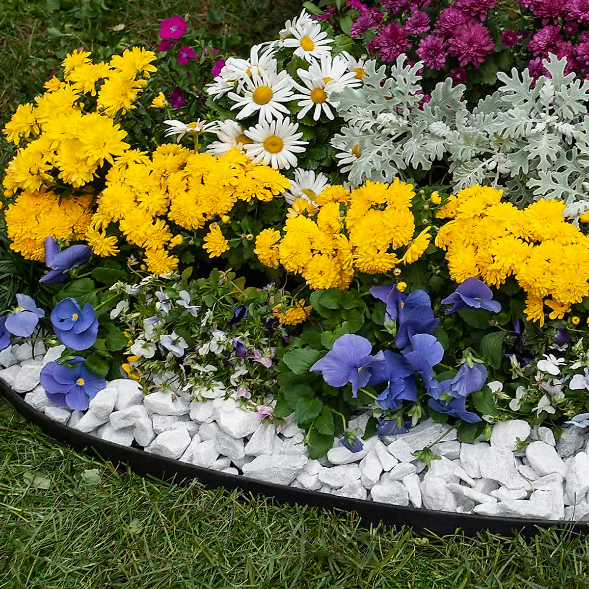 EasyFlex Heavy Duty No-Dig Landscape Edging - 50' Kit, Black