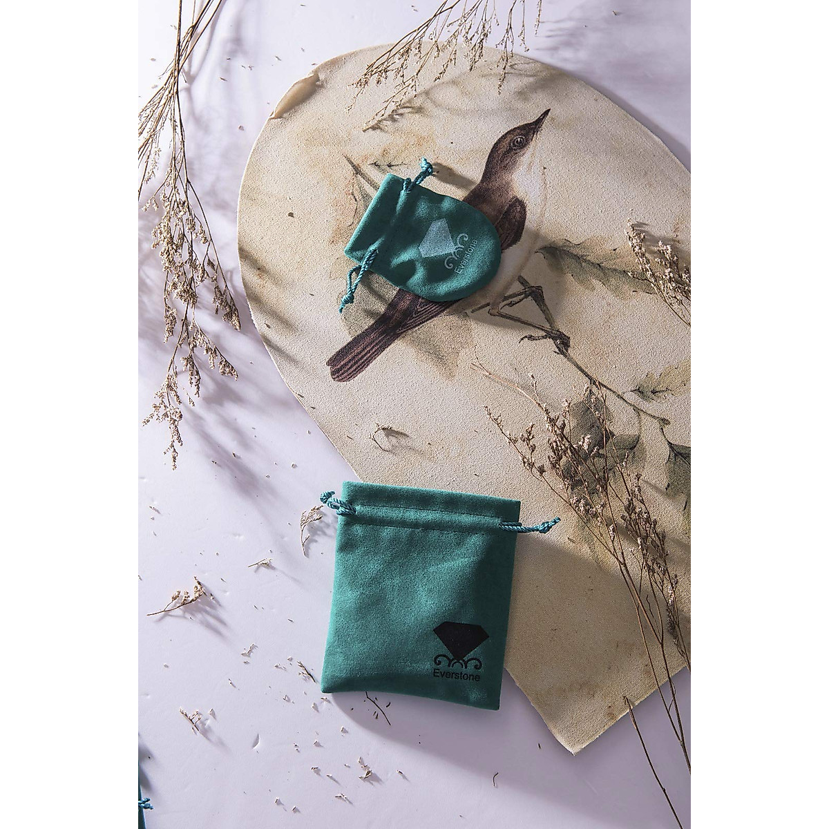 Everstone Women's Shiny Polish 3MM Dome Promise Ring Wedding Bands Titanium Ring Color: Black Engraved I Love You