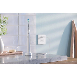 PHILIPS Sonicare ProtectiveClean Removes up to 2X More Plaque, Long Lasting 14 Day Battery Life Rechargeable Electric Toothbrush