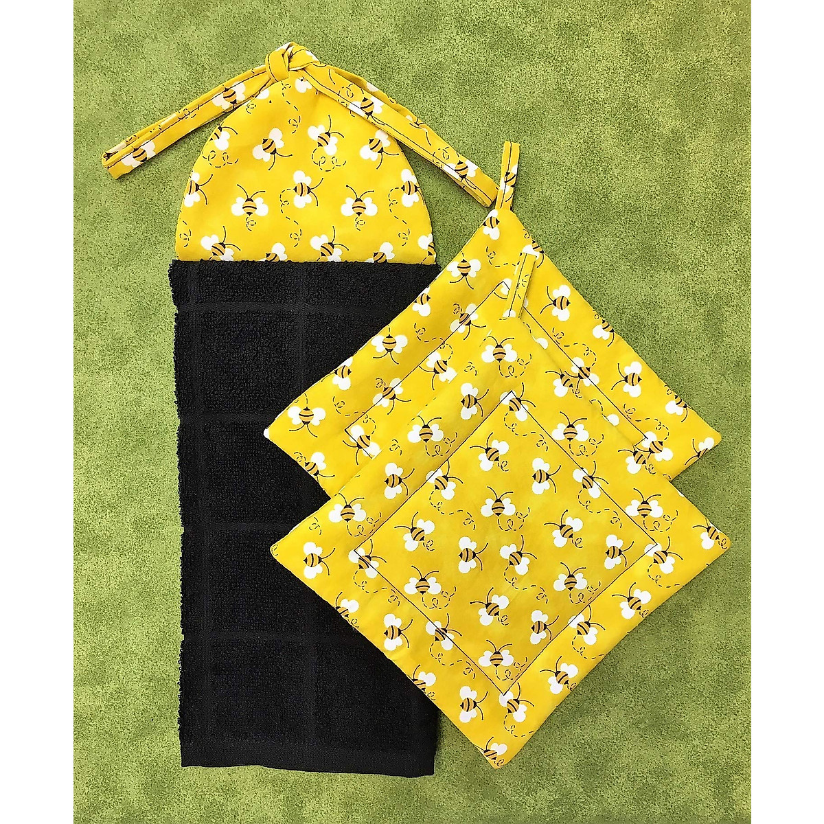 Honey Bumble Bees Black and White on Yellow Ties On Stays Put Kitchen Hanging Loop Hand Dish Kitchen Towel and Set of 2 Square Hot Pads Pot Pan Plate Holders Trivets Hostess Housewarming Gift