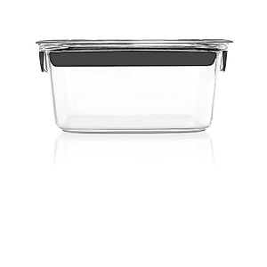 Rubbermaid Brilliance Food Storage Container, 100% Leak-Proof, Medium, 3.2 Cup