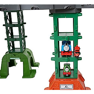 Thomas & Friends Toy Train Set, Super Station, Extra Large Race Track with Motorized Thomas, Diecast Percy & MINIS James for Ages 3+ Years