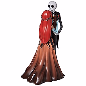 Enesco Disney Showcase Couture de Force The Nightmare Before Christmas Jack and Sally Embracing Figurine, 9.5 Inch, Multicolor