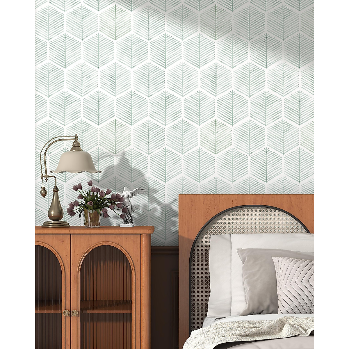 Modern Peel and Stick Wallpaper 17.3''×78.8'' Geometric Wallpaper Boho Contact Paper Green and White Self-Adhesive Wallpaper Removable Decorative Wallpaper for Bedroom Bathroom Cabinets Decor Vinyl