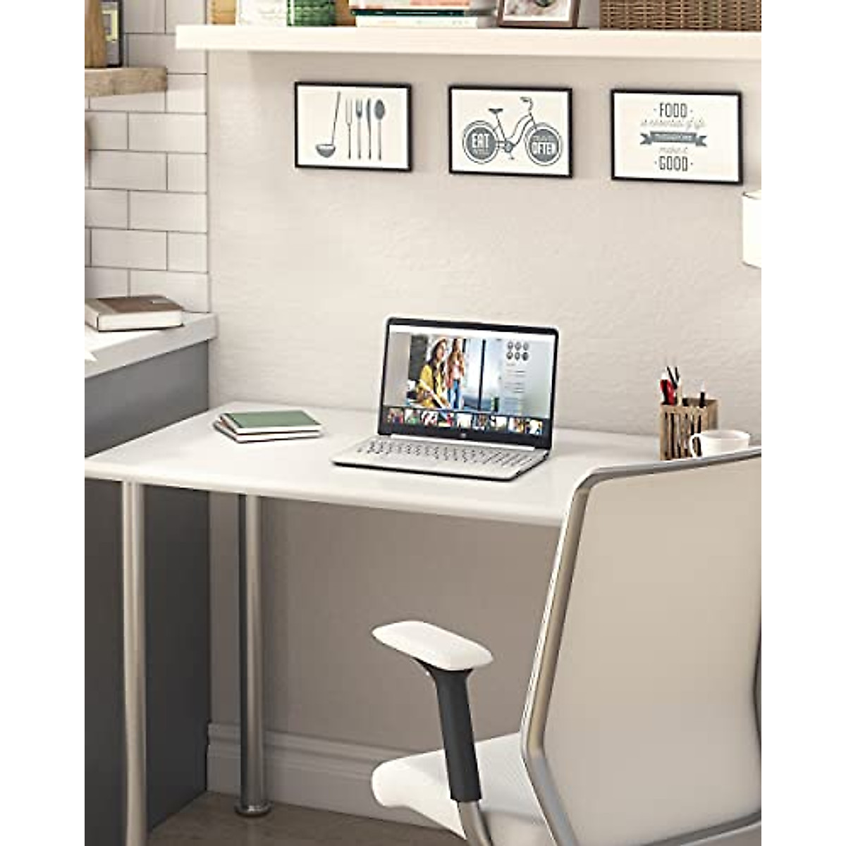 HP 15 Laptop, AMD Ryzen 3 Processor, 8 GB RAM, 256 GB SSD, 15.6” Full HD Windows 10 Home in S Mode, Lightweight Computer With Webcam and Dual Mics, Work, Study, & Gaming (15-ef1050nr, 2021)