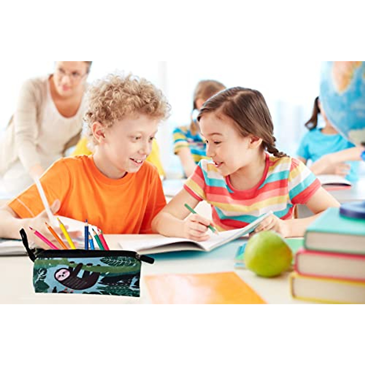 Cute Pencil Case, sloths pencil Box Pouch,Pouch Medium Capacity With Zipper kids Cute Pencil Case Portable Travel Makeup Bag for Women 8.7 × 4.3 Inch(Sloths Gifts 2 Pack)