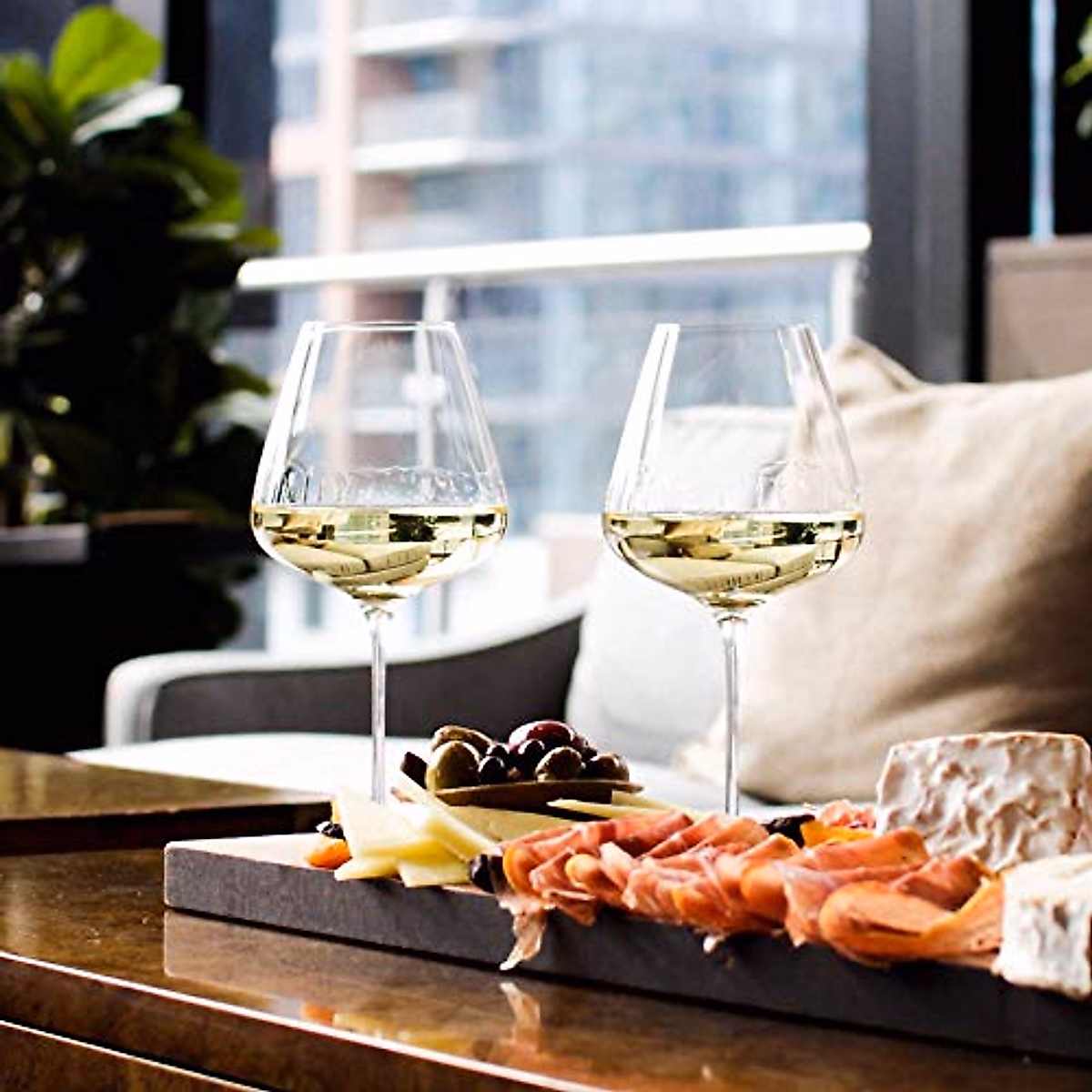 Grassl Cru Wine Glass, Hand-Blown Crystal Wine Glass for Burgundy Red Wine like Chardonnay and Pinot Noir