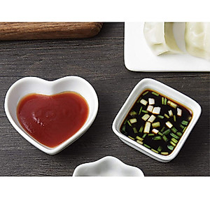 Ceramic Heart Shape Sauce Dish,Multipurpose Mini Seasoning Dishes Sushi Dipping Bowl Appetizer Plates Serving Dish Saucers Bowl Love Wedding Gift (Set of 4) (White)