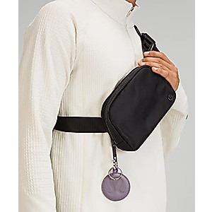 Lululemon Athletica Key Moments Keychain (Dusky Lavender)