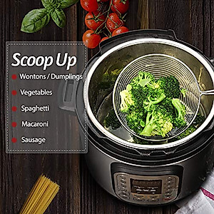 Hiware Extra Large Spider Strainer Skimmer Spoon for Frying and Cooking - Set of 3 Stainless Steel Wire Pasta Strainer with Long Handle, Professional Kitchen Skimmer Ladle - 13.8", 15" & 16.4"