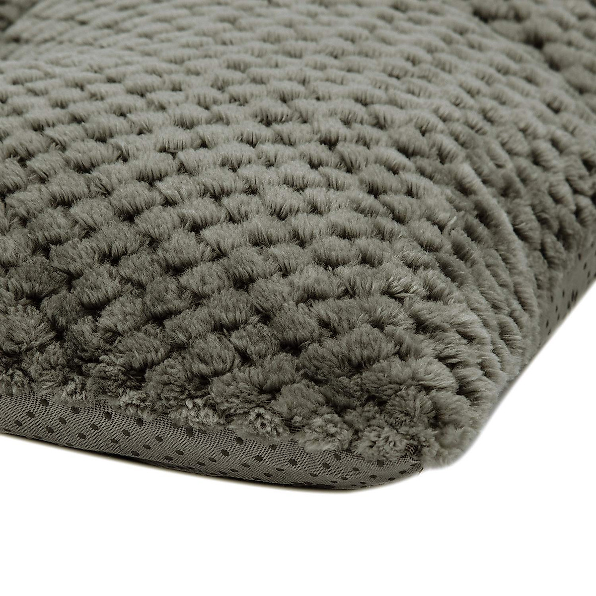 WONDER MIRACLE Fuzzy Deluxe Pet Beds, Super Plush Dog or Cat Beds Ideal for Dog Crates, Machine Wash & Dryer Friendly (15" x 23", S-Eagle Grey)