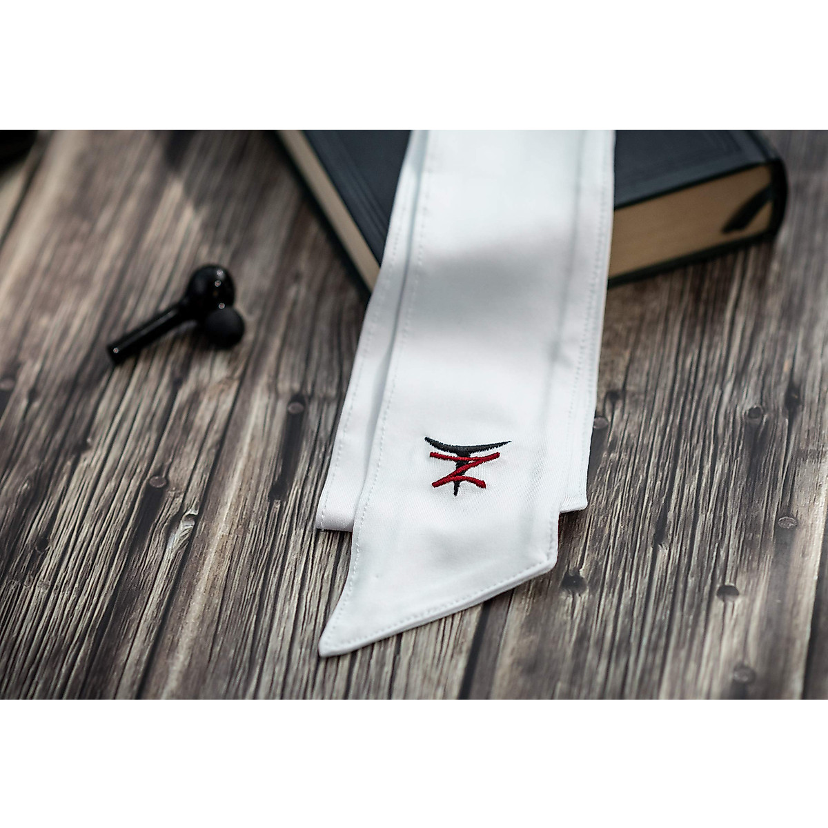 Teezy Sports and Fitness Headband for Men and Women, Workout, Running, Yoga, Gym, and Basketball - One Size Fits All, Breathable, Sweat Wicking, Light, All Hair Styles (ONWHITE)