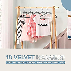Clothes Hangers - Children's Hangers - Gray Colour Model - 10 Unit Pack - 7.9 x 13.8 in Dimensions - Non-Slip - Velvet Hangers - Awenn Accessories