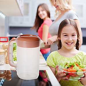 1 Gallon/ 4L Plastic Plastic Straining Pitcher with Lid, Large Clear Water Carafe Jug Juice Mixing Pitcher with Strainers Cover, Handles, Measurements for Ice Tea Hot Cold Coffee Mix Drinks. (Pink)