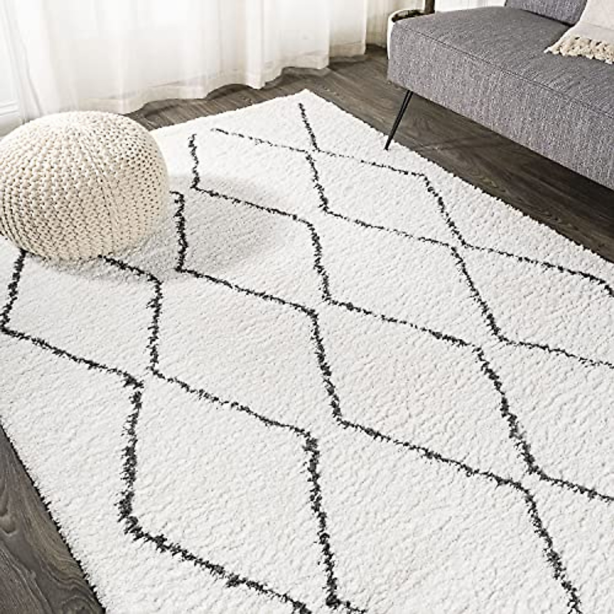 JONATHAN Y MOH405A-3 Catala Moroccan Diamond Shag Indoor Area-Rug Bohemian Geometric Modern Glam Easy-Cleaning Bedroom Kitchen Living Room Non Shedding, 3 X 5, White/Black