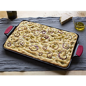 Lodge Cast Iron 6-Piece Bakeware Set with Jelly Roll Size Baking Pan