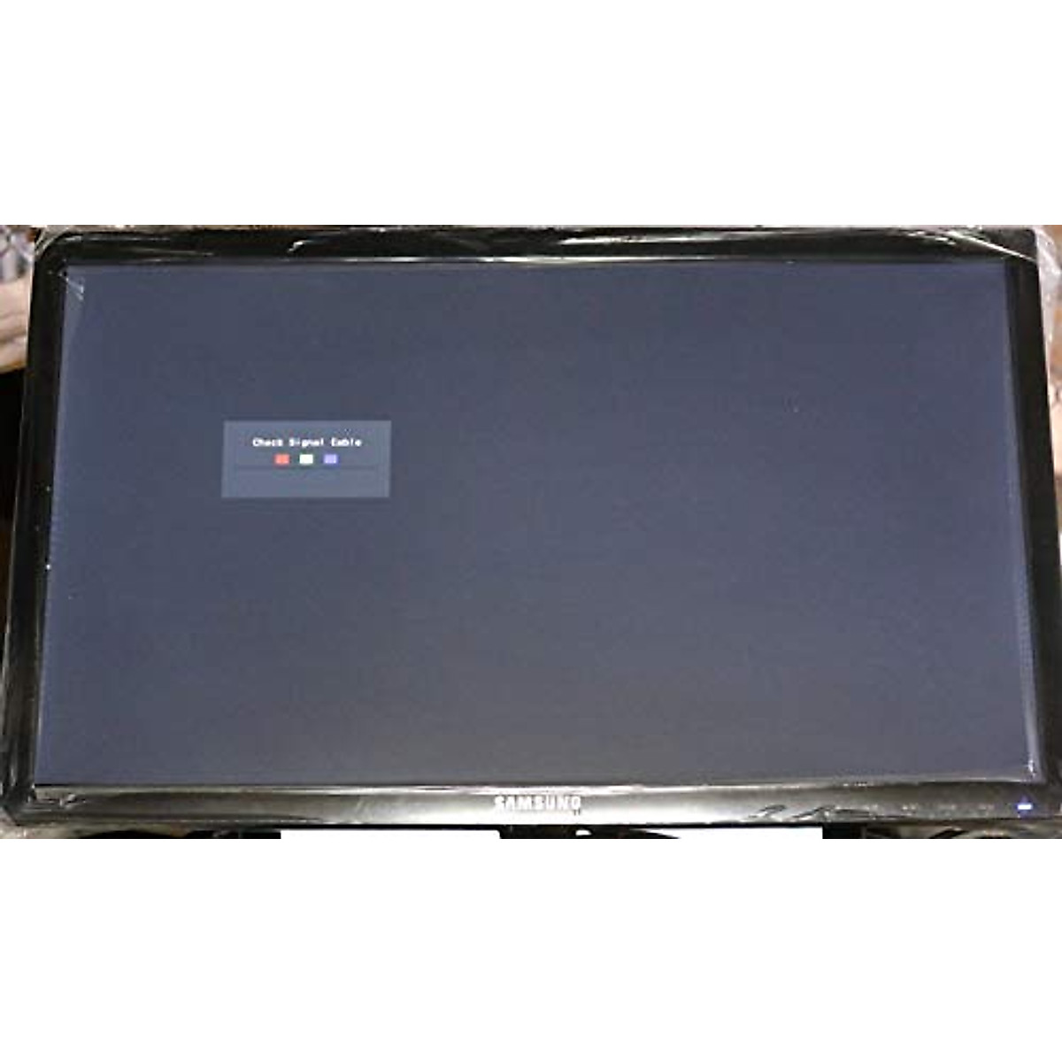 Samsung Simple LED 21.5” Monitor with High Glossy Finish (S22D300NY)