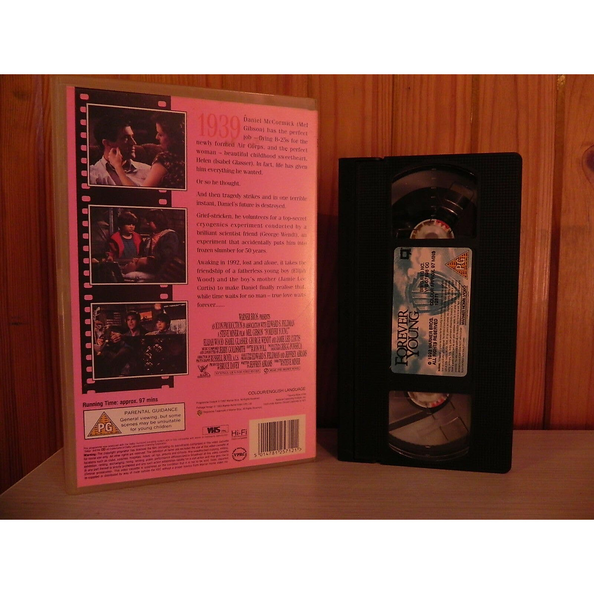 FOREVER YOUNG - Mel Gibson - Cryo Sleep Drama - Big Box - Ex-Rental Video - VHS