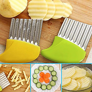maxin Crinkle Cutter, Waffle Fry Cutter Stainless Steel Wavy Cutter, Crinkle Cutter for Veggies, Potato, Carrots, Butter Lettuce, French Fry, Fruit, 2PCS(Green&Yellow)