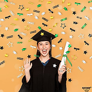 Graduation Confetti 2023 - Pack of 1000 | Grad Confetti, Green and Gold Graduation Decorations | Graduation Centerpieces for Tables 2023 | Green Graduation Party Decorations 2023 Confetti Graduation