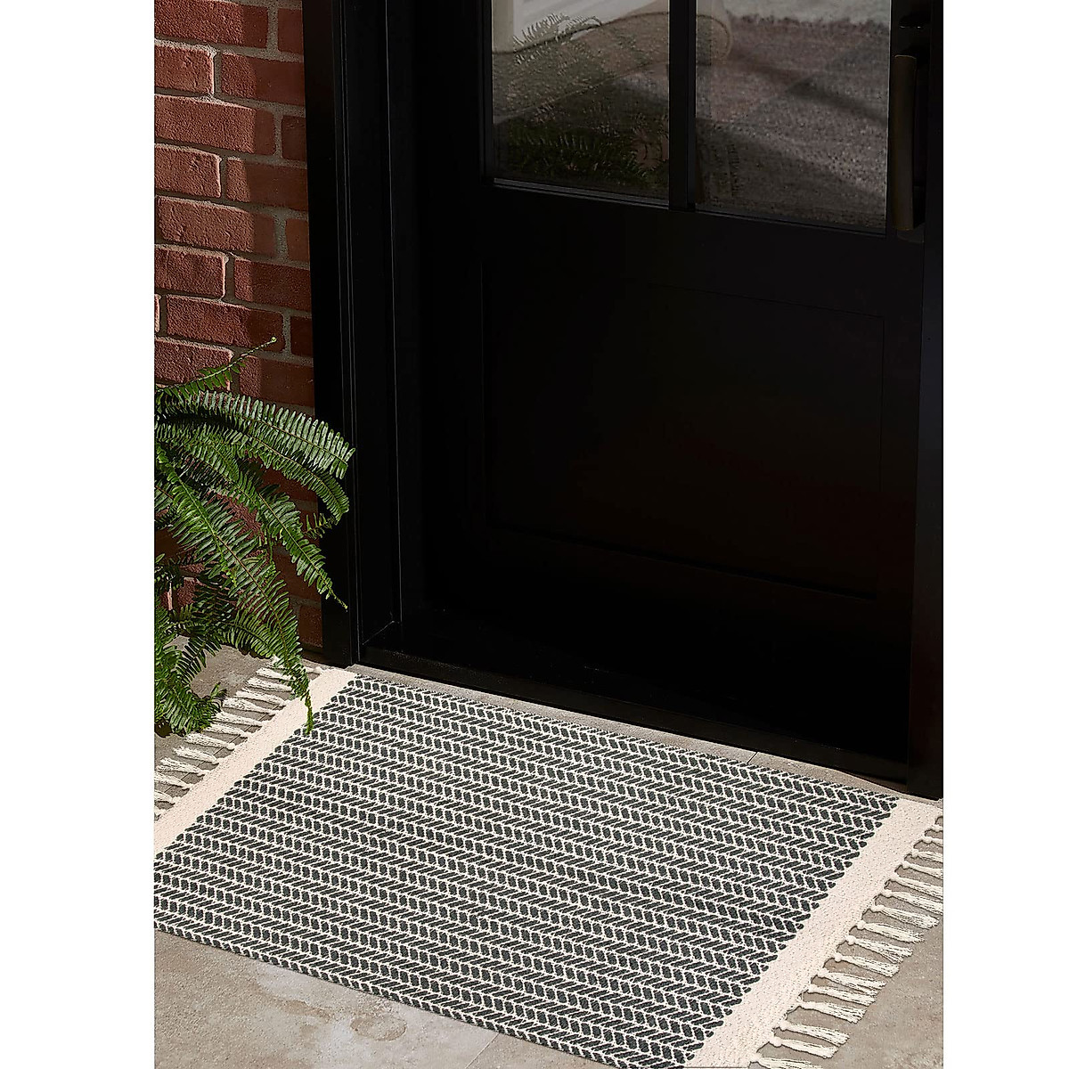 Lahome Boho Bathroom Rugs, Small 2x3 Entry Rug Washable Front Door Bath Mat Woven Cotton Area Rug with Tassels, Farmhouse Non Shedding Lightweight Grey Throw Rug Low Pile Carpet for Kitchen