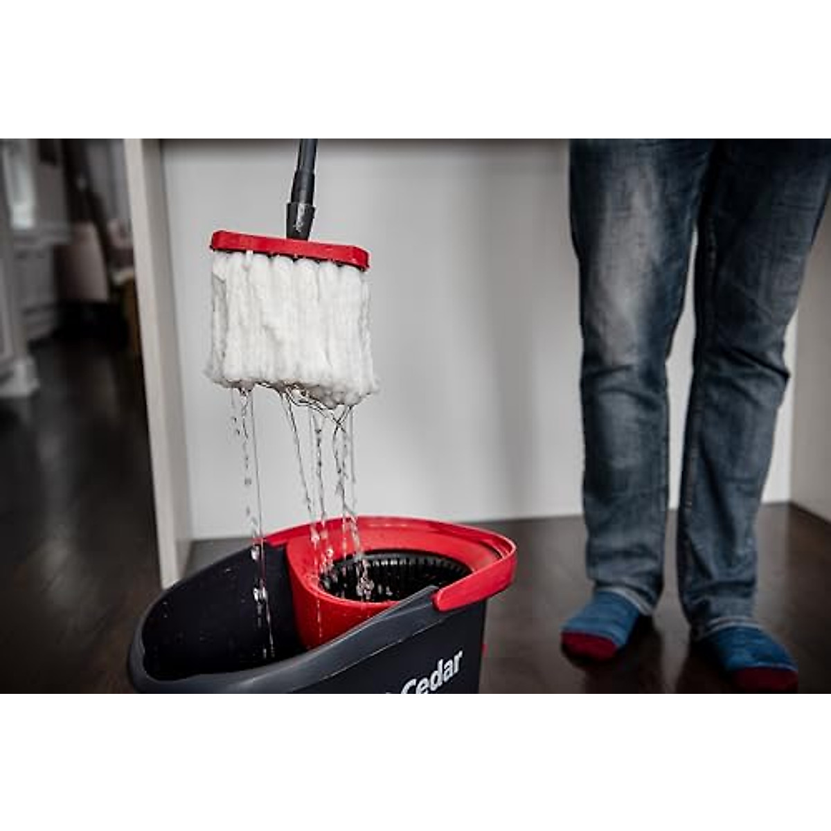 O-Cedar Easywring Microfiber Spin Mop & Bucket Floor Cleaning System with 1 Extra Refill,Red / Gray