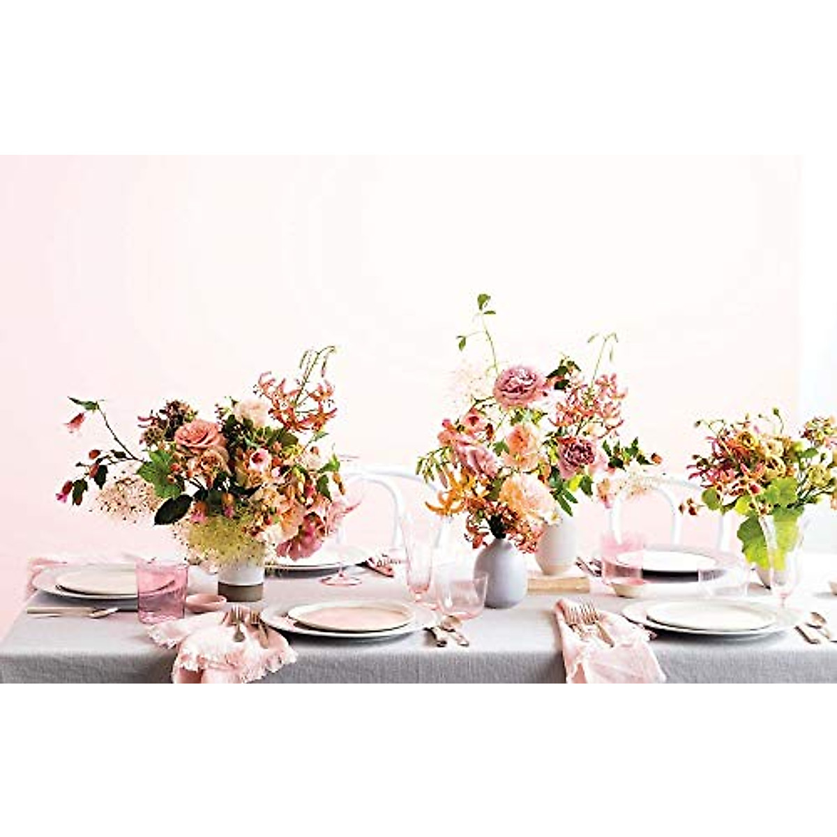 Seasonal Flower Arranging: Fill Your Home with Blooms, Branches, and Foraged Materials All Year Round