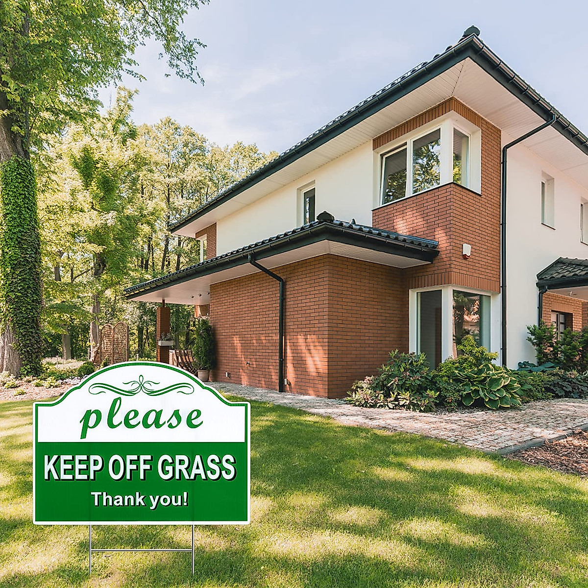 MUXYH 2 Pack Keep Off Grass Sign, Keep Dogs Off Sign for Lawn, 12.6"X9.4" Corrugated Plastic Double Sided with Metal Wire H-Stakes- Stay Off Grass Signs