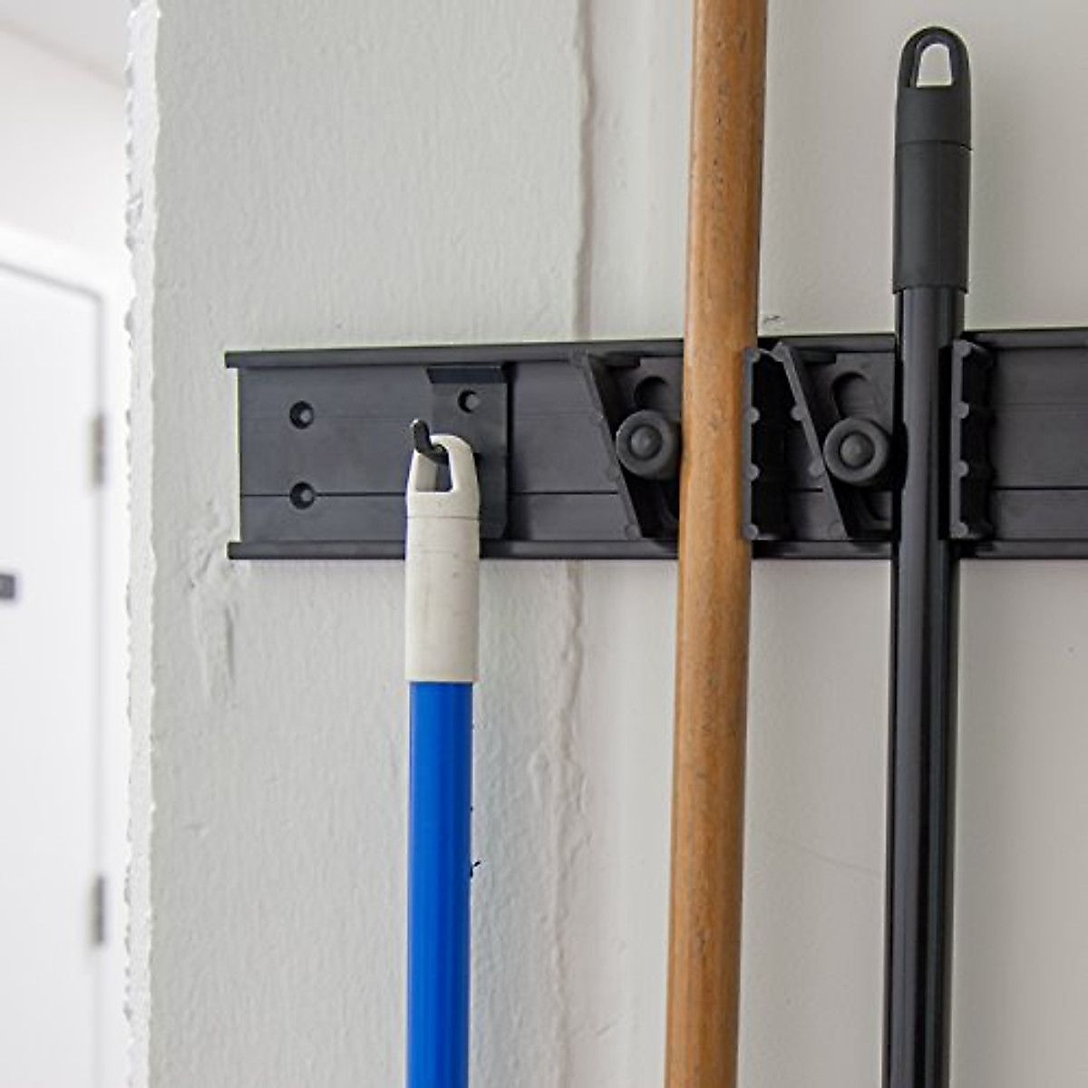 Carlisle FoodService Products 4073200 Roll Plastic 'N Grip Replacement Roller with 4 Wood Screws, 2-1/4" Length x 3-3/4" Width x 1/2" Height