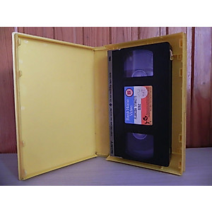 Florida Straits [VHS]