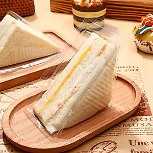 Cabilock 50pcs Sandwich Packing Boxes Food Containers Clear Sandwich Case Sandwich Triangle Boxes Take Out Containers for Sandwich Cake Dessert,Hamburger