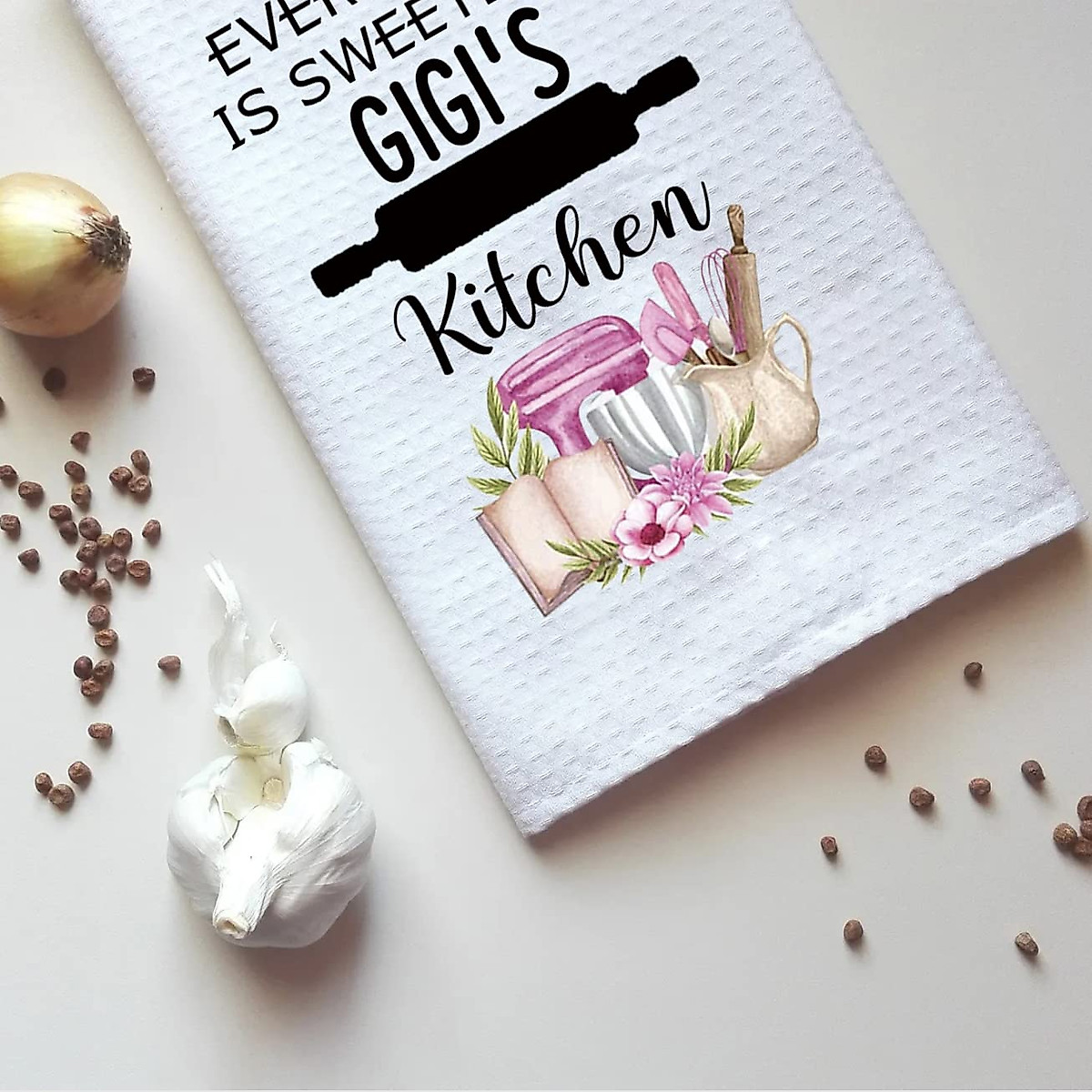TSOTMO Gigi Gift Gigi Everything is Sweeter in Gigi’s Kitchen Grandma Kitchen Towel Dish Towel (Sweeter Gigi)