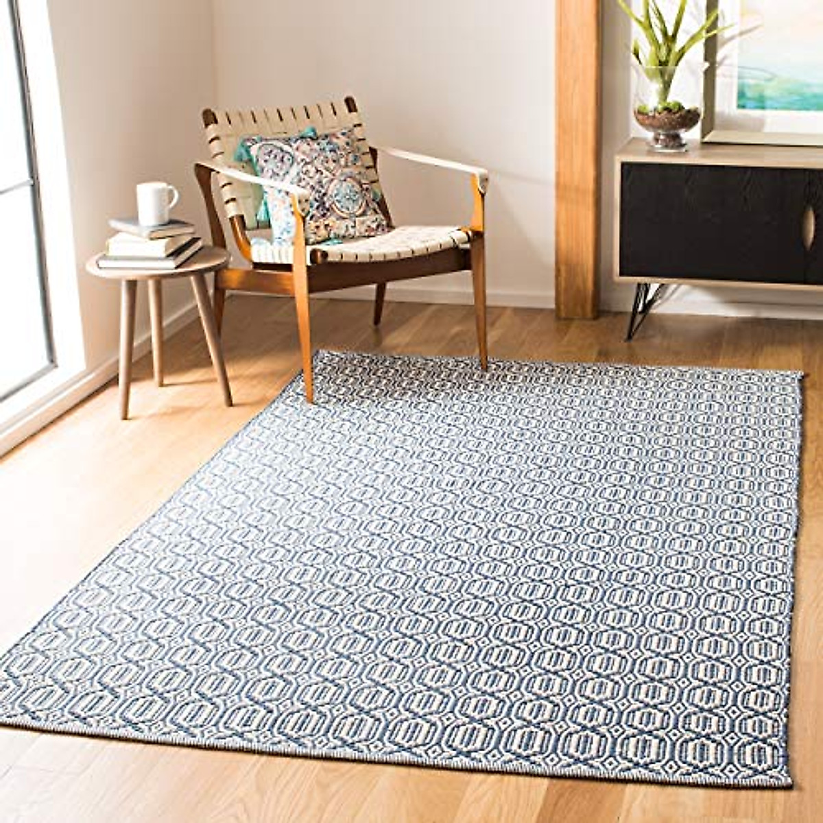 SAFAVIEH Montauk Collection Area Rug - 8' x 10', Ivory & Grey, Handmade Flat Weave Boho Farmhouse Cotton, Ideal for High Traffic Areas in Living Room, Bedroom (MTK333A)