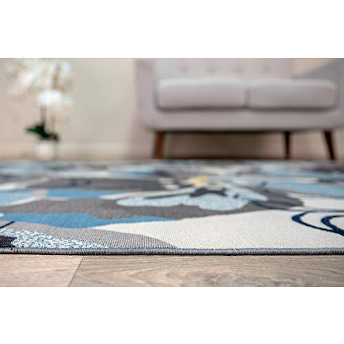 Rugshop Contemporary Gray-Blue Large Floral Non-Slip Area Rug 5' x 7' - Stylish Accent