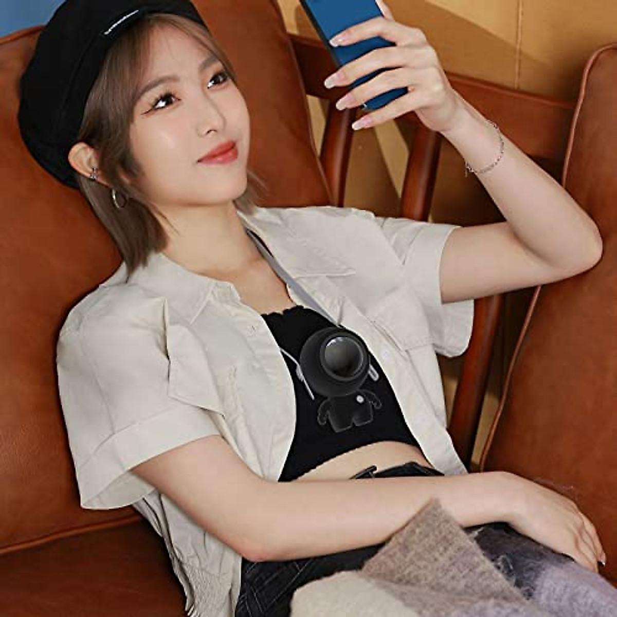 XUnion Spaceman Hanging Fan, Personal Necklace Fan Astronaut Shaped, Mini Portable Hanging Fan Bladeless Fan for Outdoor Travel Camp