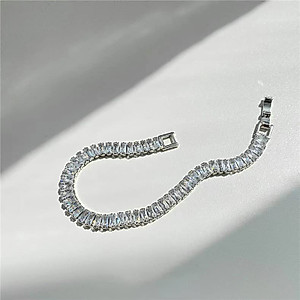 InzheG Silver Tennis Bracelet Cute Cubic Zirconia Crystal Bracelet 7 Inches Cute Charm Diamond Tennis Bracelet Chain Trendy Dainty Summer Jewelry for Women Girls