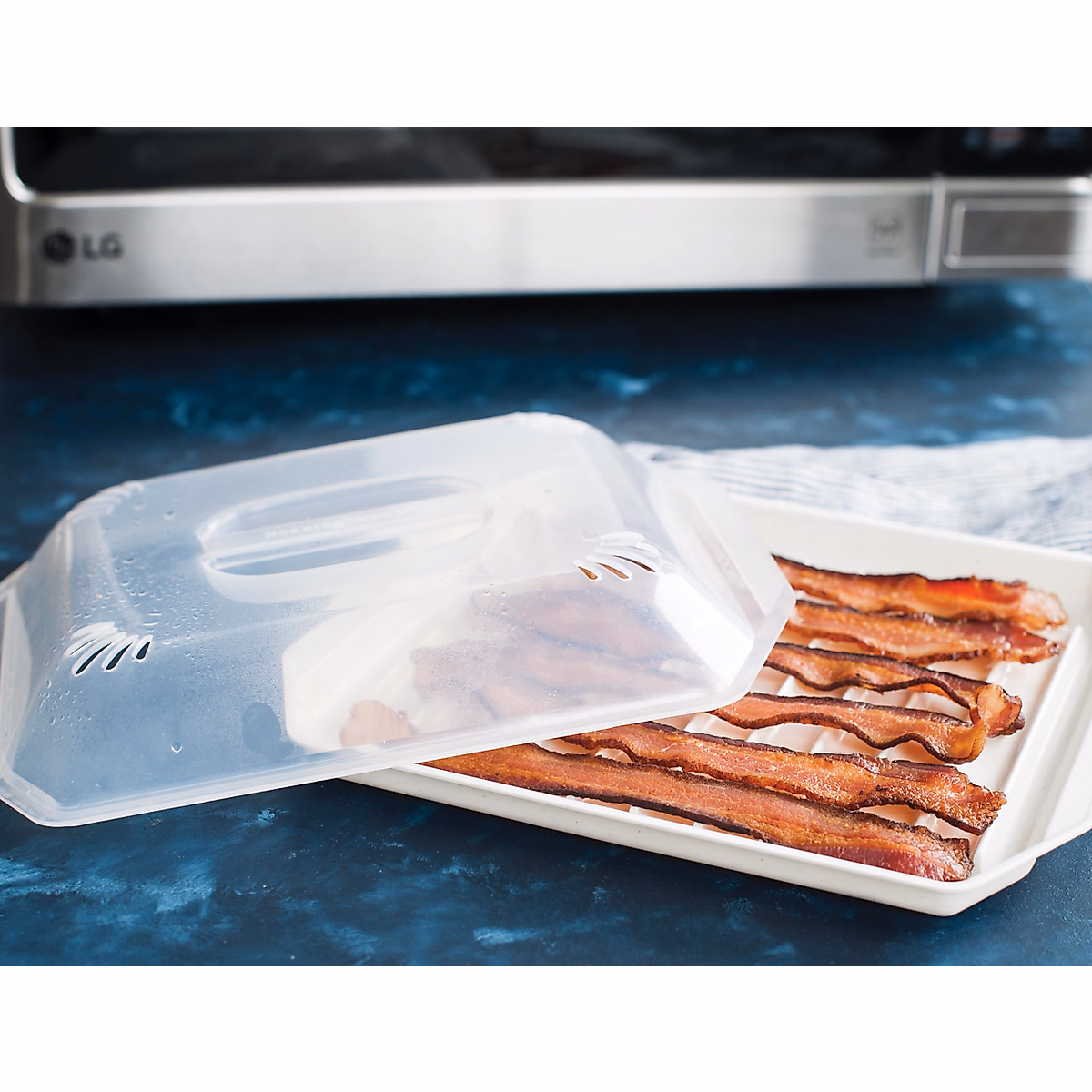 Nordic Ware Bacon Rack with Lid, 10.25x8x2 Inches, White
