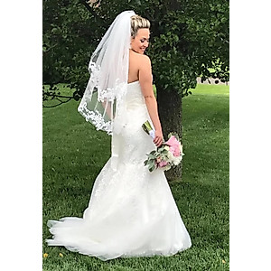 CSYPJYT Women's White Lace Short Wedding Bridal Veil with Comb 2 Tier