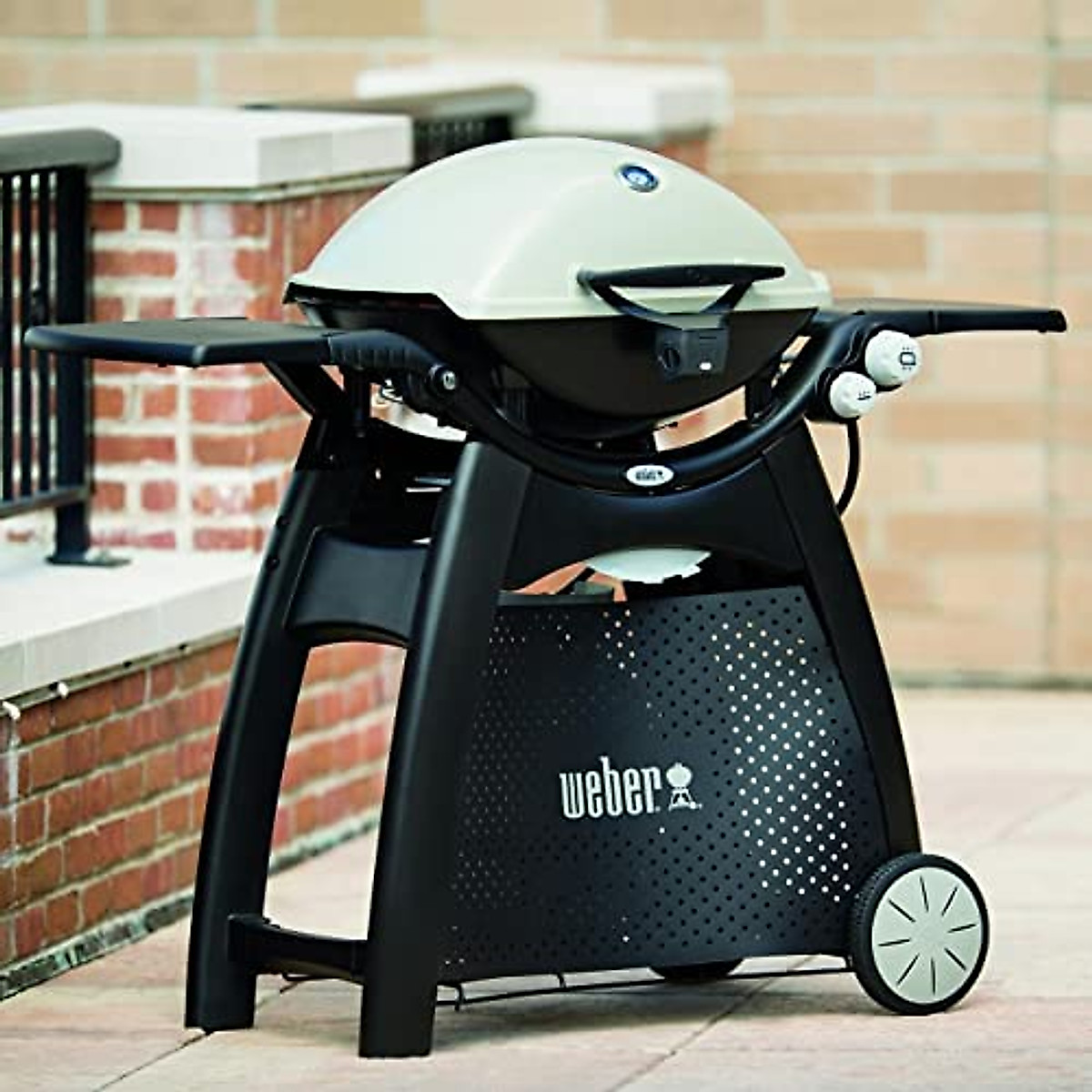 Weber Q 3200 Propane Gas Grill - Titanium