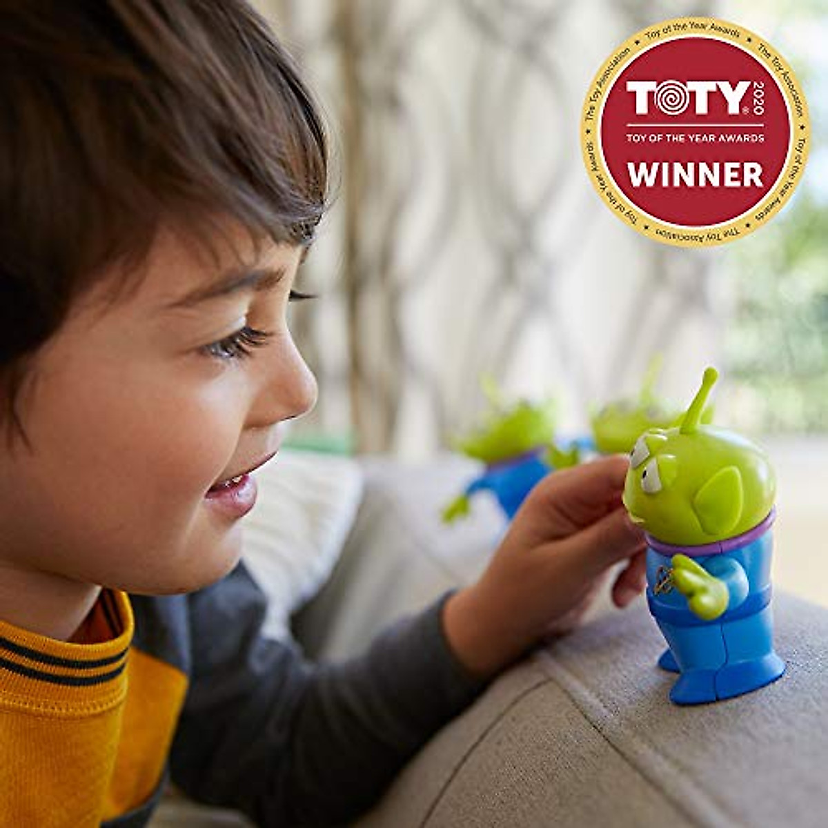 Mattel Disney Pixar Toy Story Space Aliens 3 Figures in True to Movie Scale, Posable Pizza Planet Prizes from Claw Machine, Great for Kids Ages 3 and Up