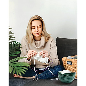 UCDRMA Yarn Bowl for Crocheting Large Yarn Holder Bowl, Round Crochet Bowl Ceramic Yarn Knitting Bowl for Bulky/Acrylic Yarn, Easy-to-use Knitted Yarn Storage Bowl, Ideal Knitting Crochet Gift