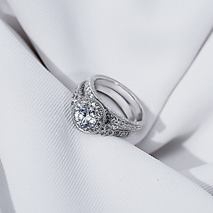 Amazon Essentials Platinum-Plated Sterling Silver and Infinite Elements Cubic Zirconia Wedding Ring, Size 5, (previously Amazon Collection)