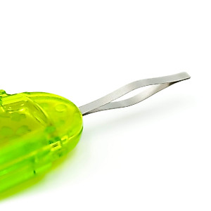 Clover 8611 Needle Threader for Embroidery Needles-Apple Green