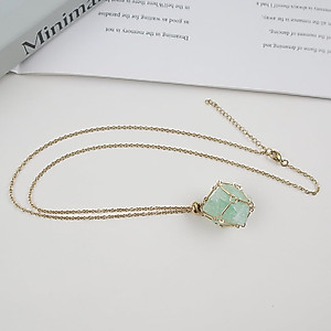 VNVETYTO Crystal Holder Necklace 14K Gold-plated Stainless Steel Cage Crystal Gemstone Pendant Necklace Jewelry for Women Men (Green Fluorite)