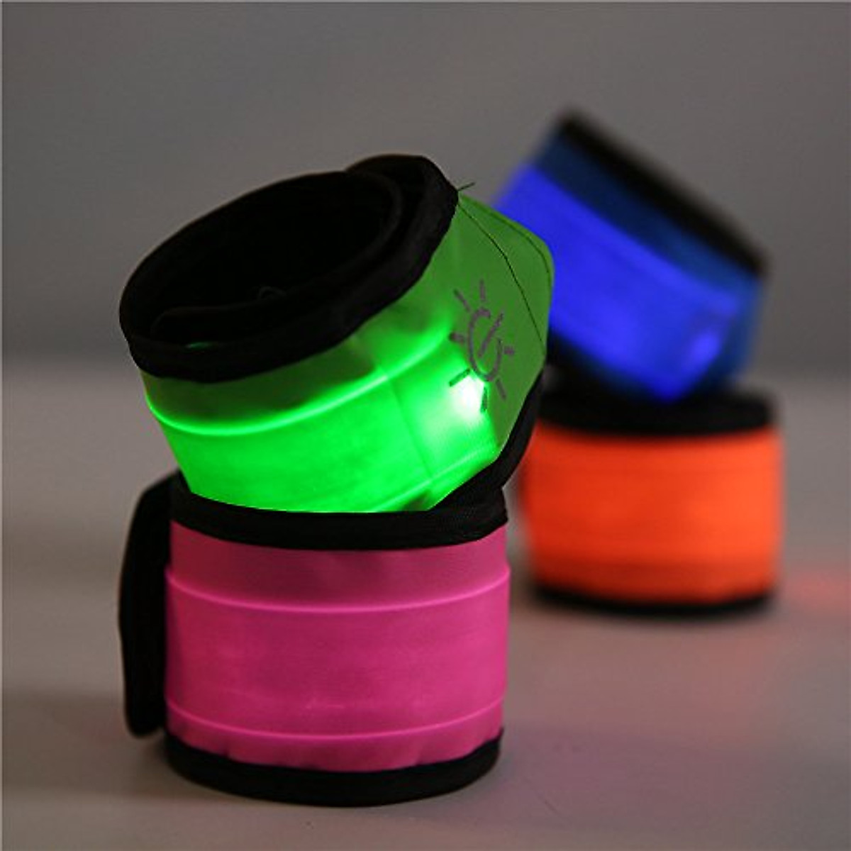 Emmabin [4 Pack LED Slap Armband Lights Glow Band for Running, Replaceable Battery - 4 Modes (Always Bright/Quick Flashing/Slow Flashing/Off), 35cm Glow Bracelets with 4Pcs (Mode: EB-AB4X35)