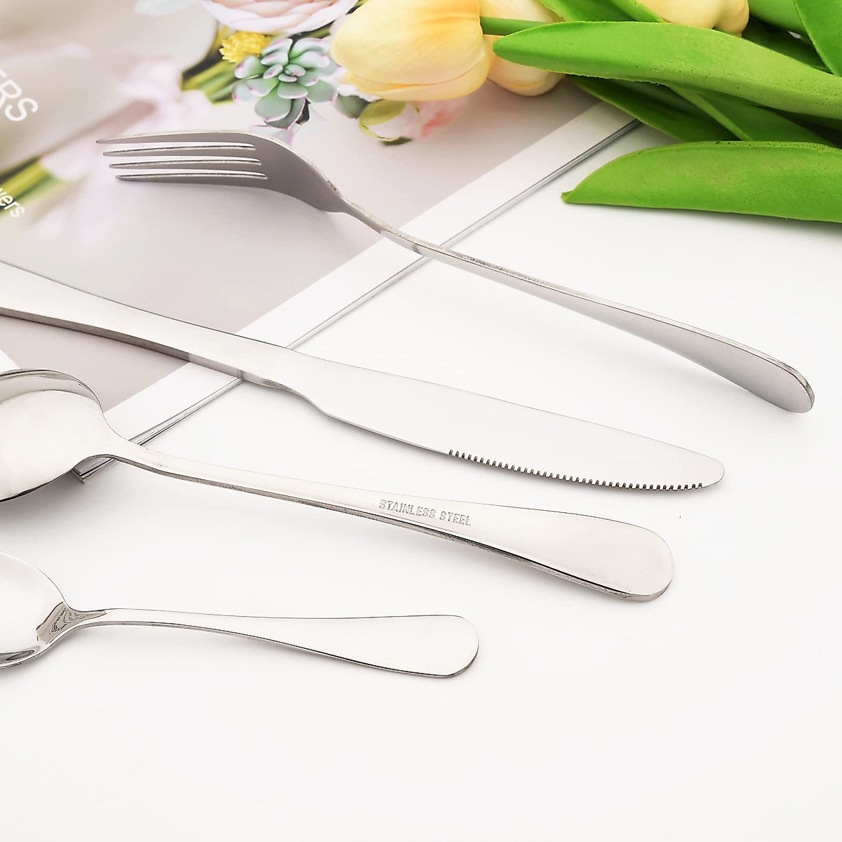 Snplowum 24pcs Silver Flatware Set With Holder, Stainless Steel Egg Shape Cutlery Storage Tableware Kitchen Utensils Gift Set, Silverware Set for Home and Restaurant Banquets, Service For 6