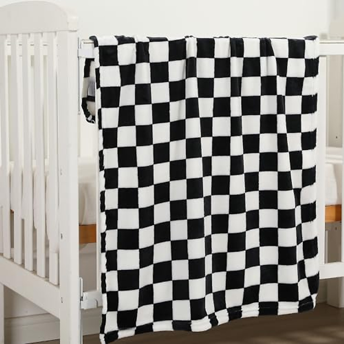 Checkered Baby Blanket for Girls Boys Soft Fleece Fluffy Fuzzy Chessboard Grid Toddler Blanket for Kids Lightweight Bed Blanket for Infant or Newborn Home Decor (Black)